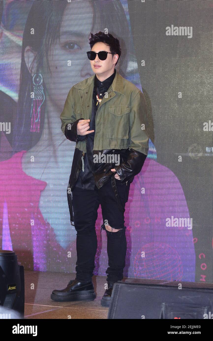 Will Pan poses for pictures on the stage at the press conference of ...