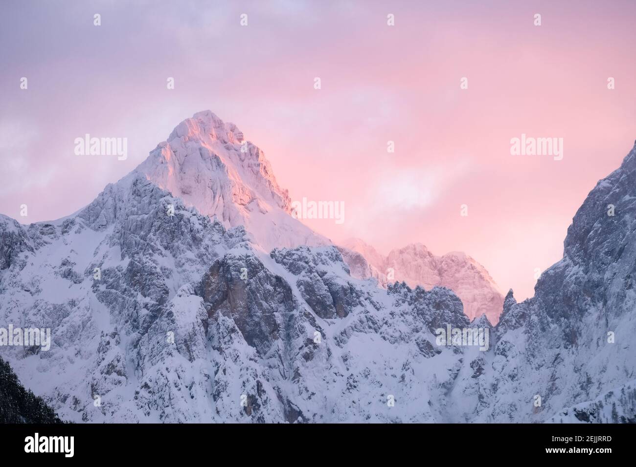 Landscapes alps hi-res stock photography and images - Alamy