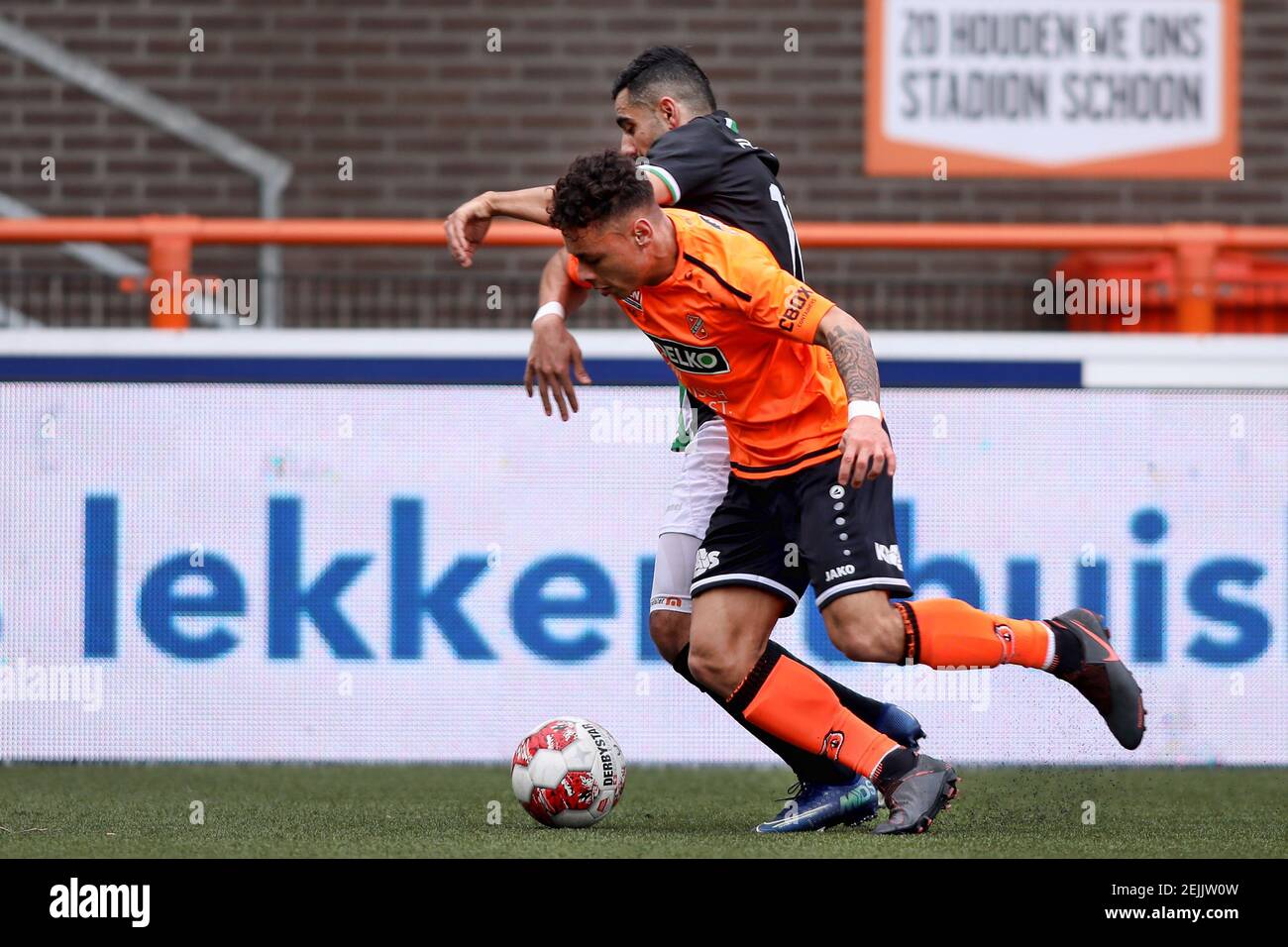 VOLENDAM, 15–02-2020 , Kras Stadium, Dutch second division, during the ...