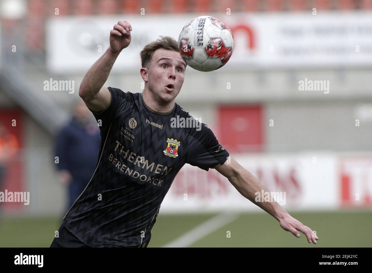 MAASTRICHT- football, 16-02-2020, stadion de Geusselt, MVV Maastricht ...