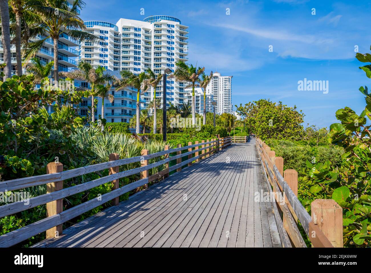 Florida beach boardwalk hi-res stock photography and images - Alamy