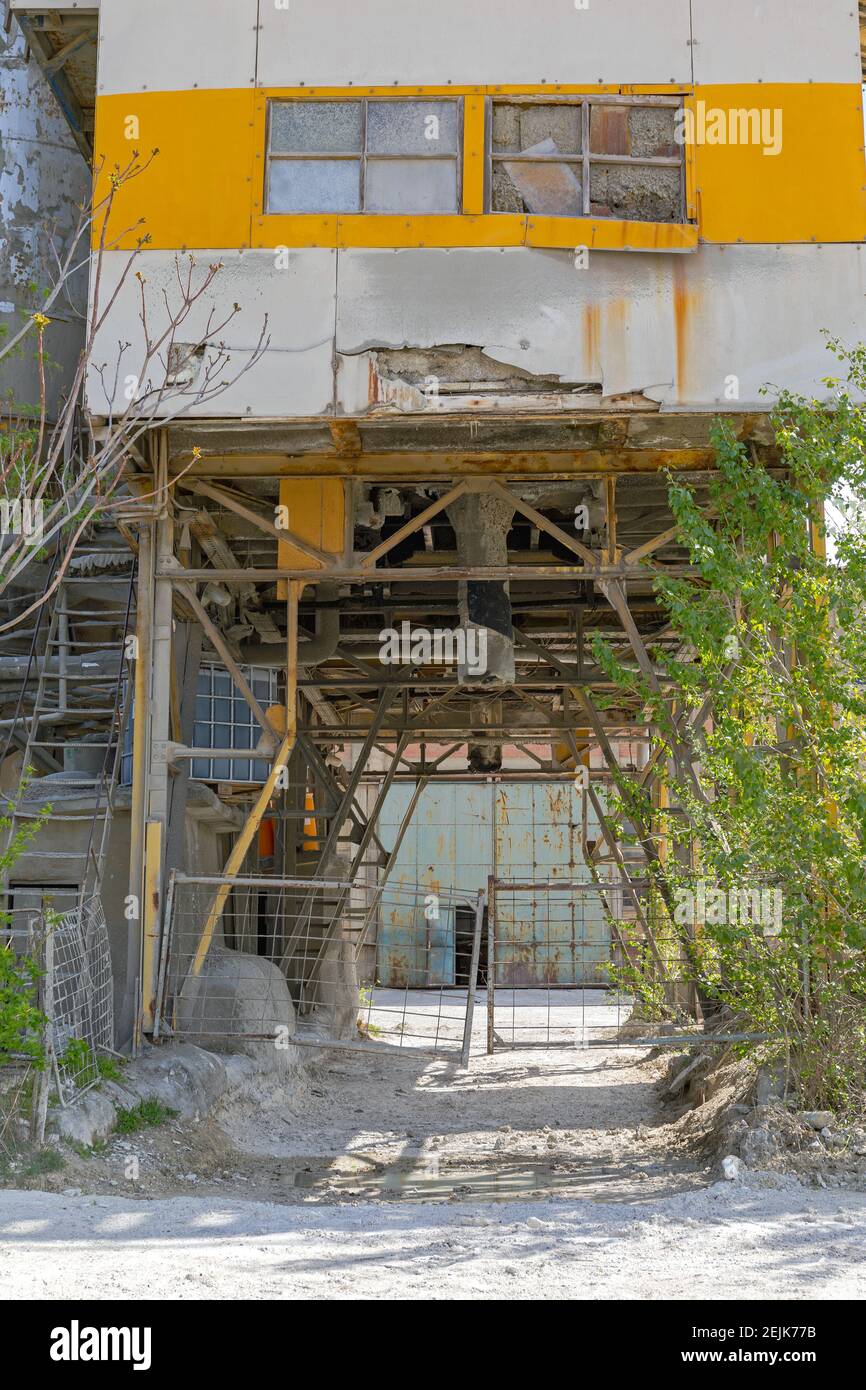 Old Abandoned Factory Building Derelict Industrial Structure Stock ...