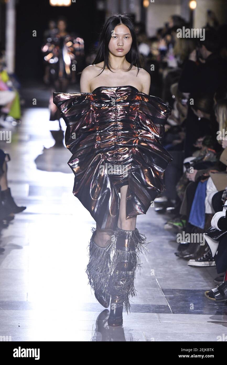 Model walks on the runway at the Mark Fast fashion show during Fall ...