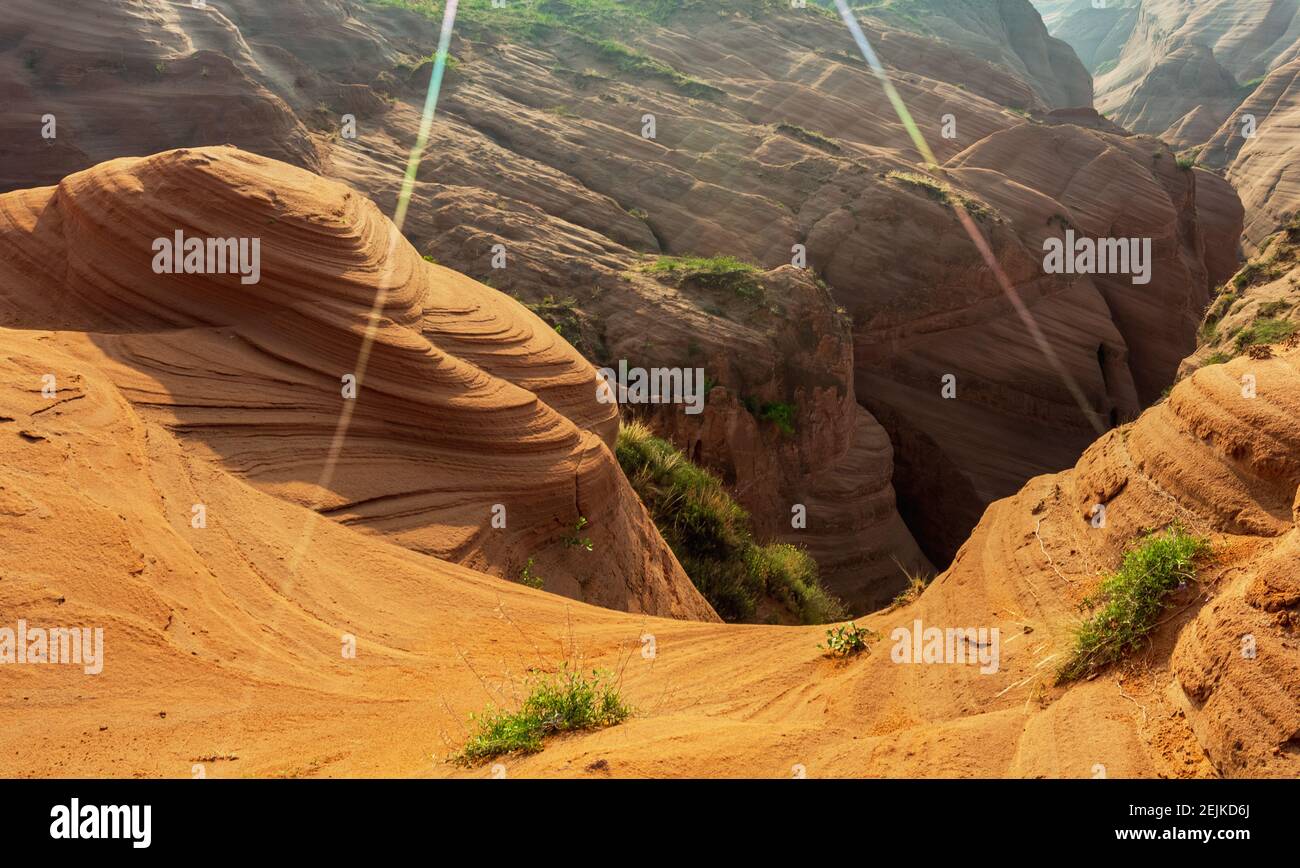 Wavy valley hi-res stock photography and images - Alamy