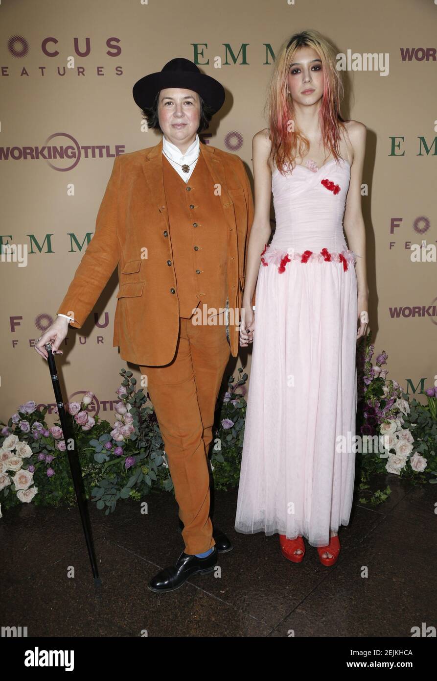 Autumn de Wilde, Arrow De Wilde walking the red carpet at the Premiere ...