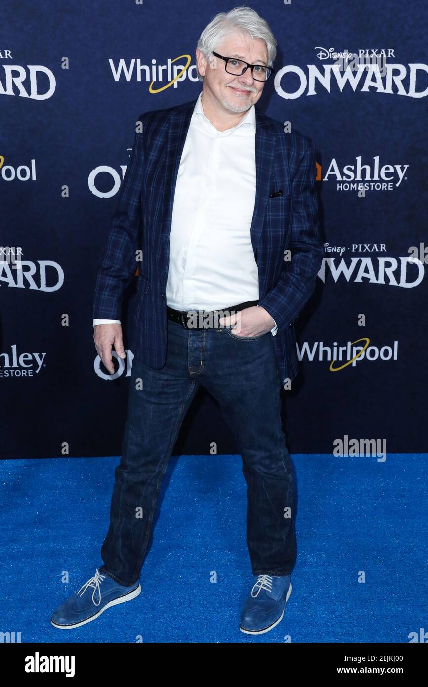 HOLLYWOOD, LOS ANGELES, CALIFORNIA, USA - FEBRUARY 18: Dave Foley ...