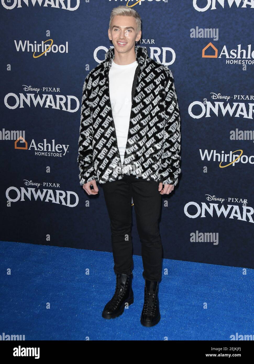 Stephen Sharer arrives at the Disney And Pixar's ONWARD World Premiere ...