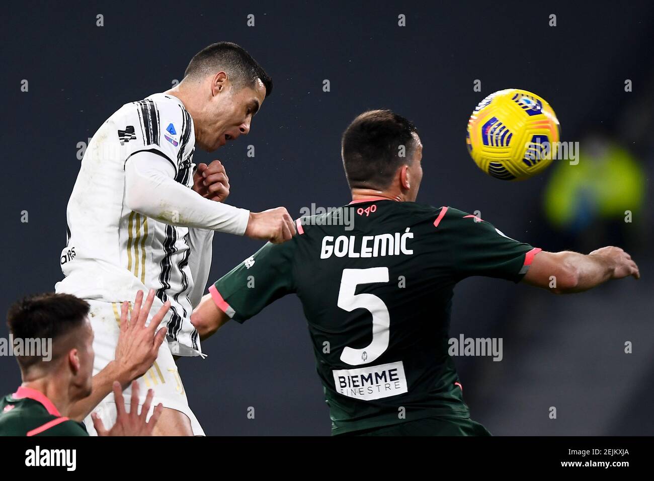 Cristiano ronaldo of juventus header hi-res stock photography and ...