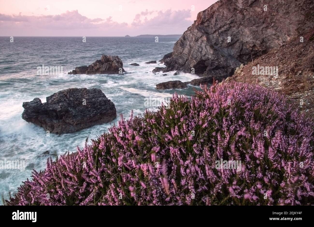 trevellas Porth beach at sunset near trevaunance and st Agnes cornwall ...
