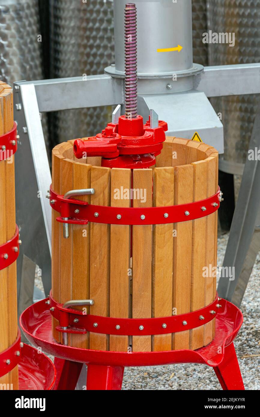 Manual press hi-res stock photography and images - Alamy