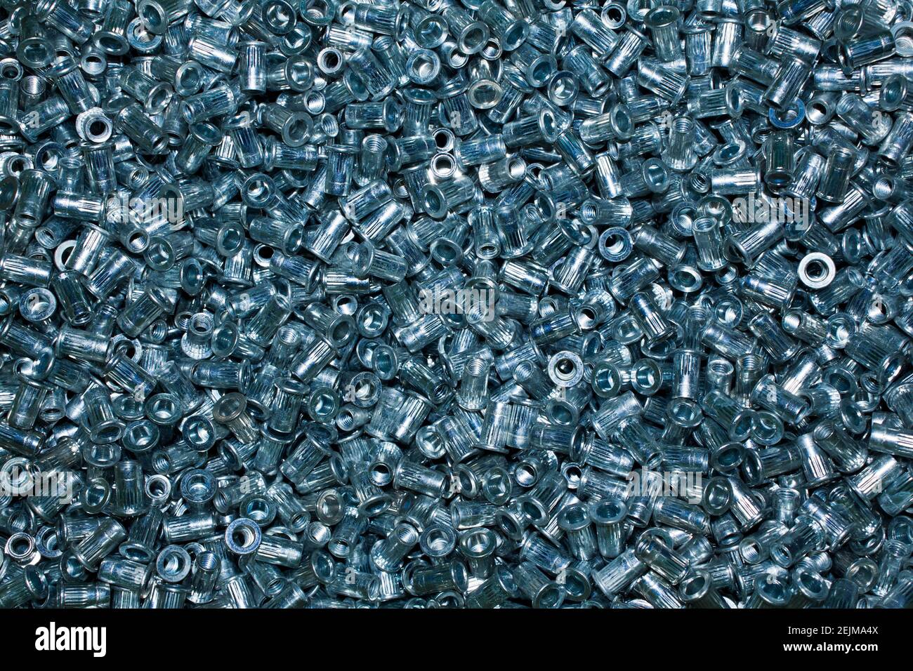 Pile of silver metal aluminum blind rivets Stock Photo - Alamy