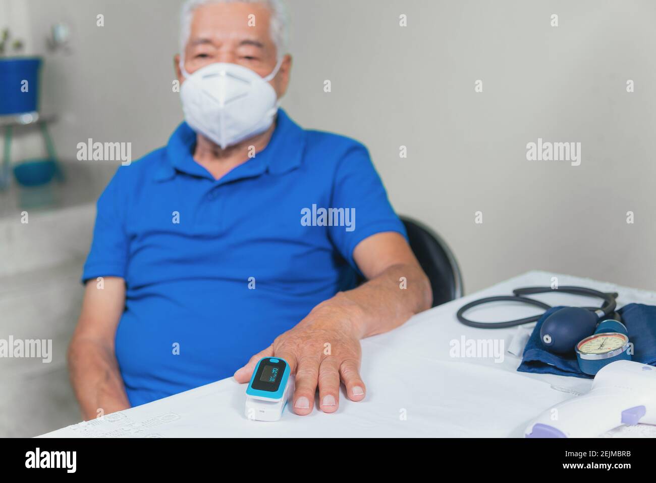 older man on medical check-up in a clinic Stock Photo - Alamy