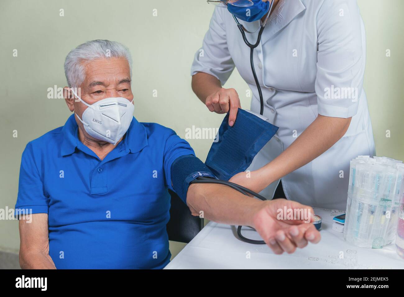 Blood test elderly hi-res stock photography and images - Alamy