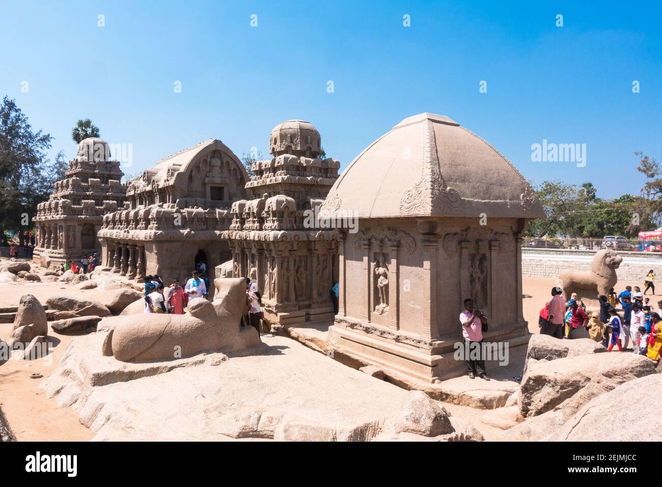 Tamil nadu stone sculptures hi-res stock photography and images - Alamy