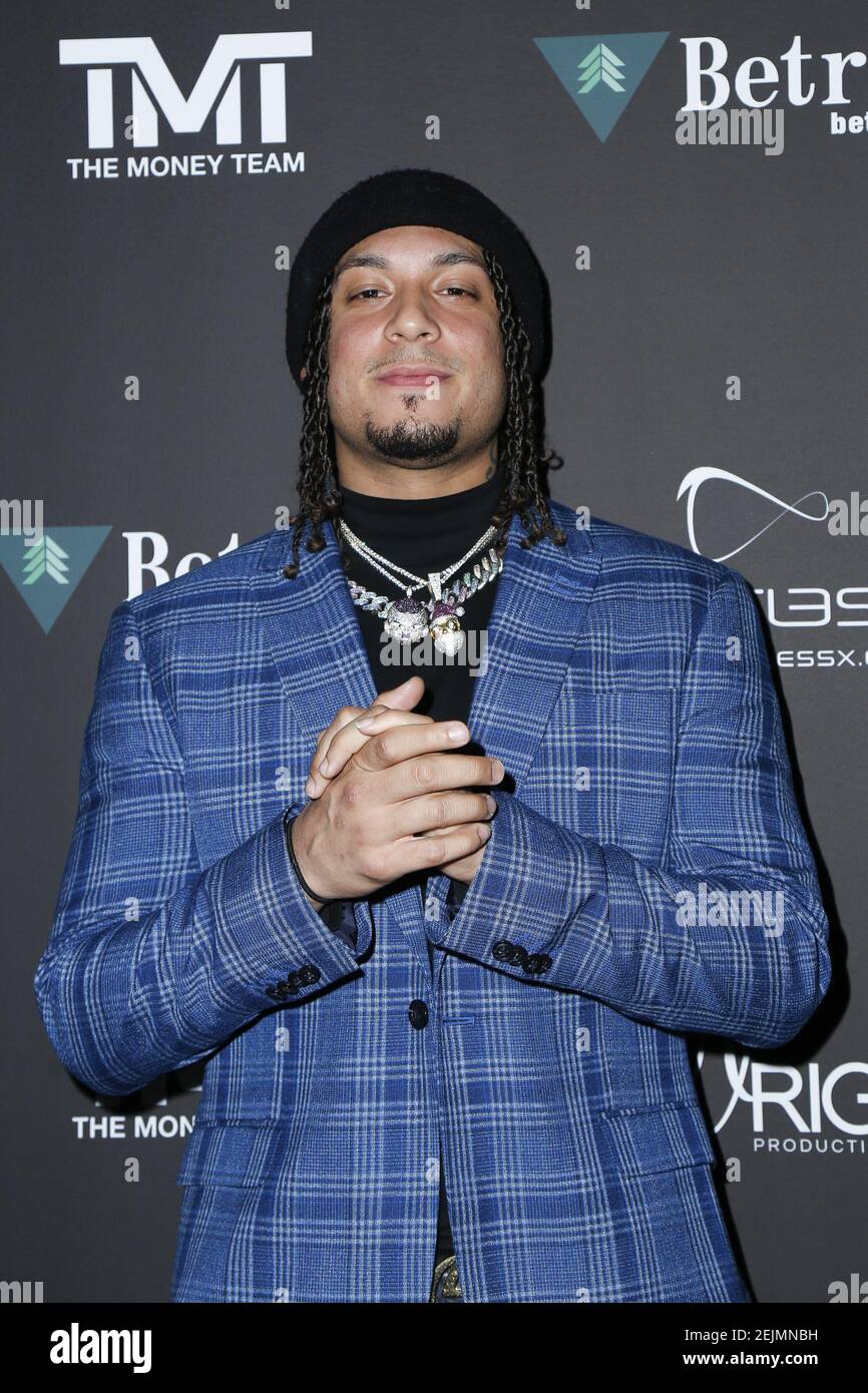 Brandon Bill$ walking the red carpet at Floyd Mayweather's 43rd ...