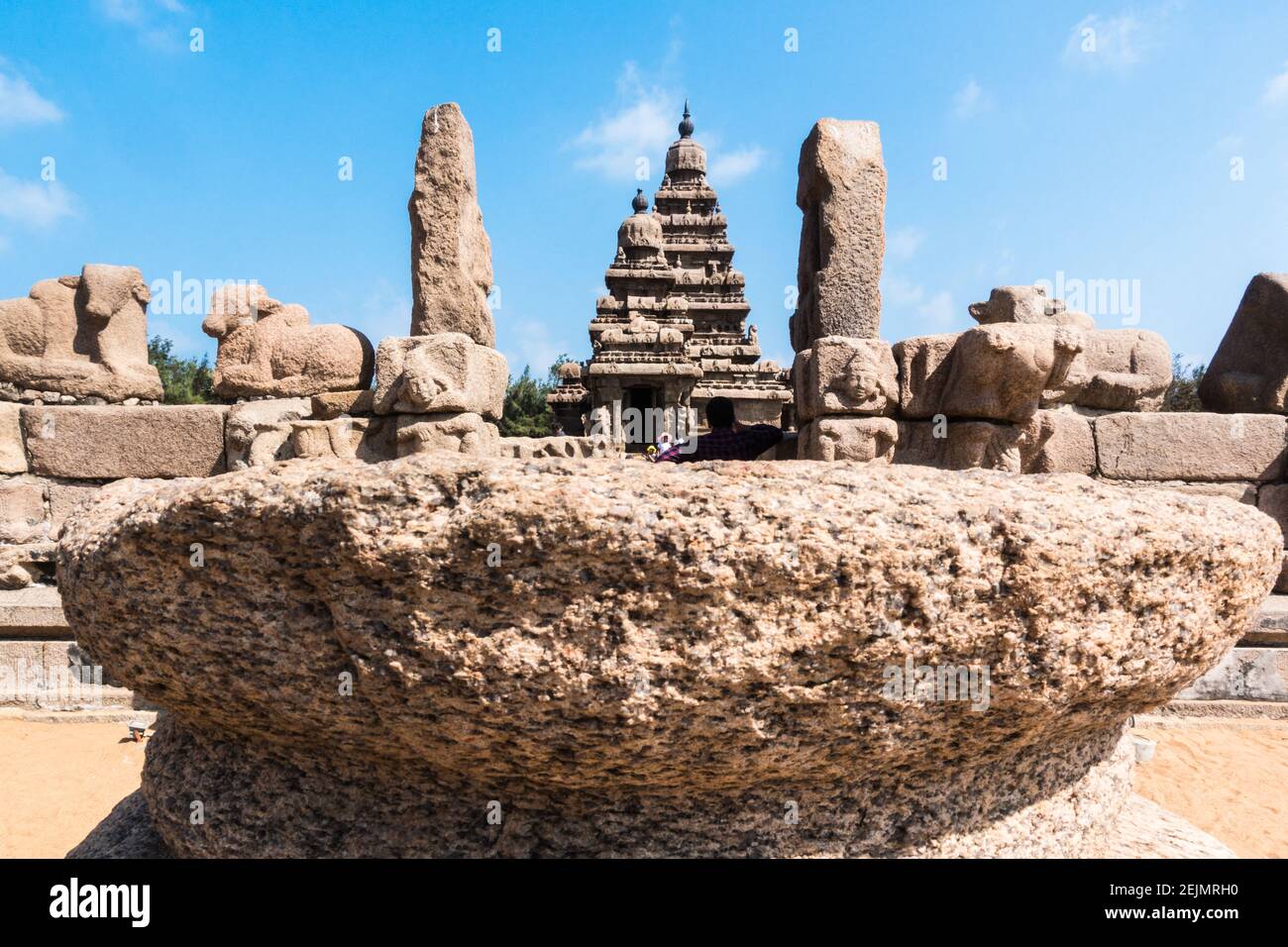 Sea Shore temple a UNESCO Heritage site at Mahabalipuram, Tamil Nadu ...