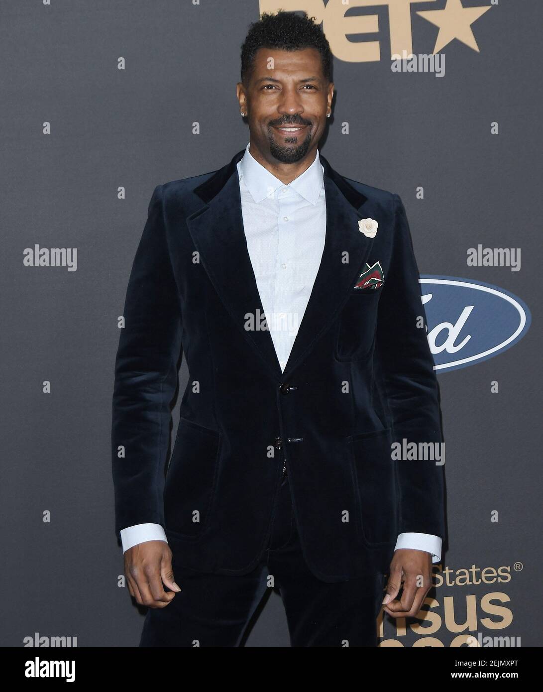 Deon Cole arrives at the 51st NAACP Image Awards held at the Pasadena ...