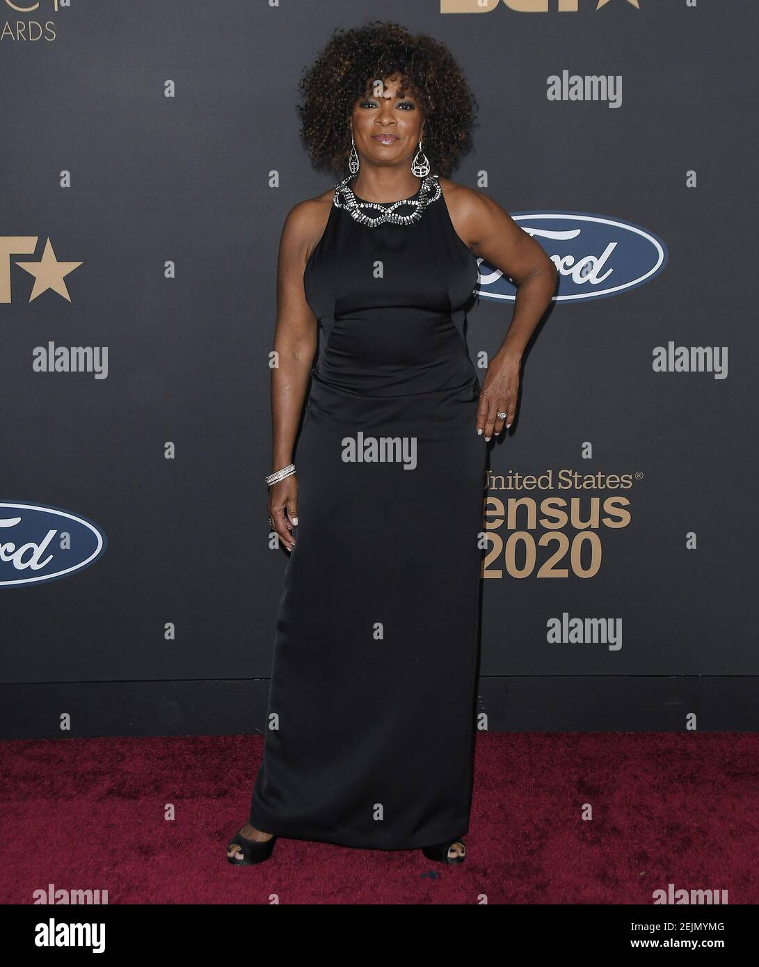 Vanessa Bell Calloway arrives at the 51st NAACP Image Awards held at the Pasadena Civic ...