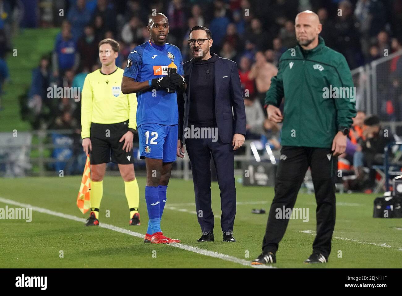 Getafe CF's Allan Nyom (l) and coach Jose Bordalas during UEFA Europa ...