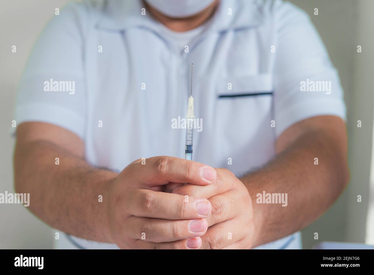 close-up sample of a medical syringe Stock Photo - Alamy