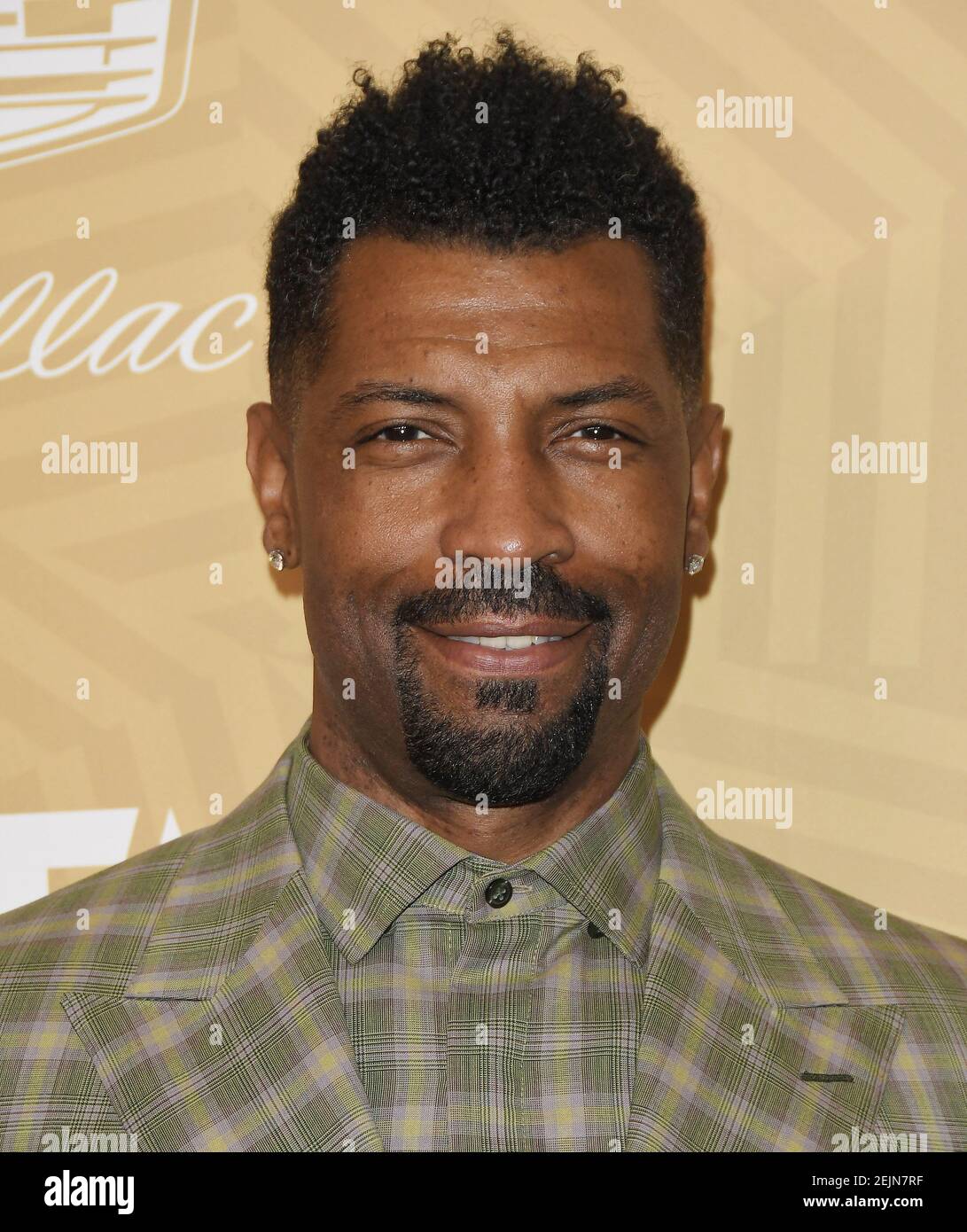 Deon Cole arrives at the American Black Film Festival Honors Awards ...