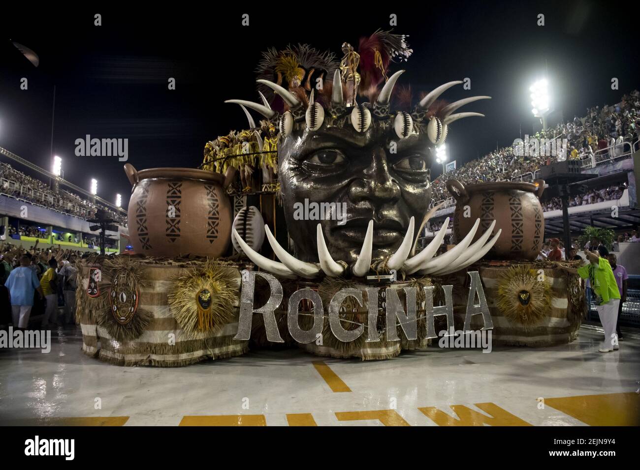 RIO DE JANEIRO, RJ - 22.02.2020: DESFILE ESCOLAS DE SAMBA CARNAVAL RJ ...