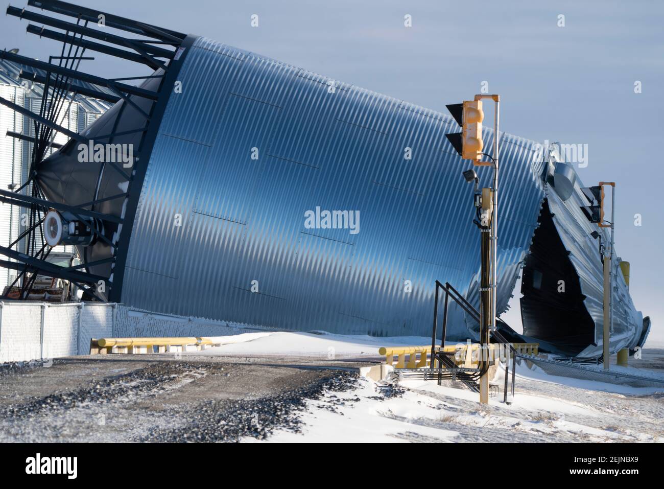 Wind Damage winter extreme cold prairie scenic Stock Photo - Alamy