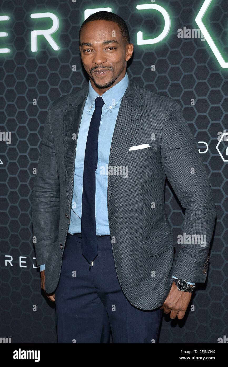 Actor Anthony Mackie attends Netflix's "Altered Carbon" Season 2 Photo ...