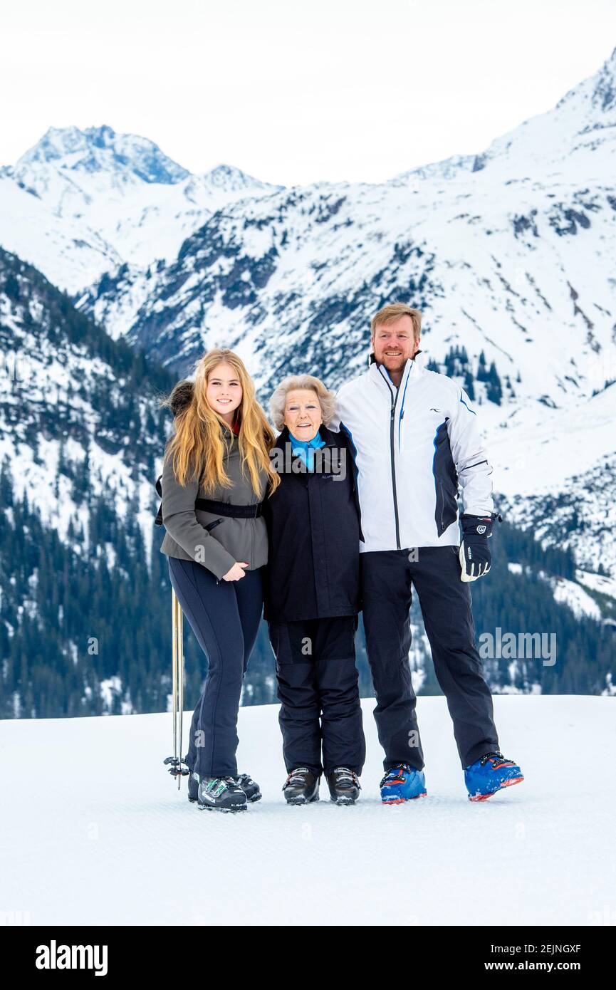 King Willem-Alexander of the Netherlands with Princess Amalia and ...