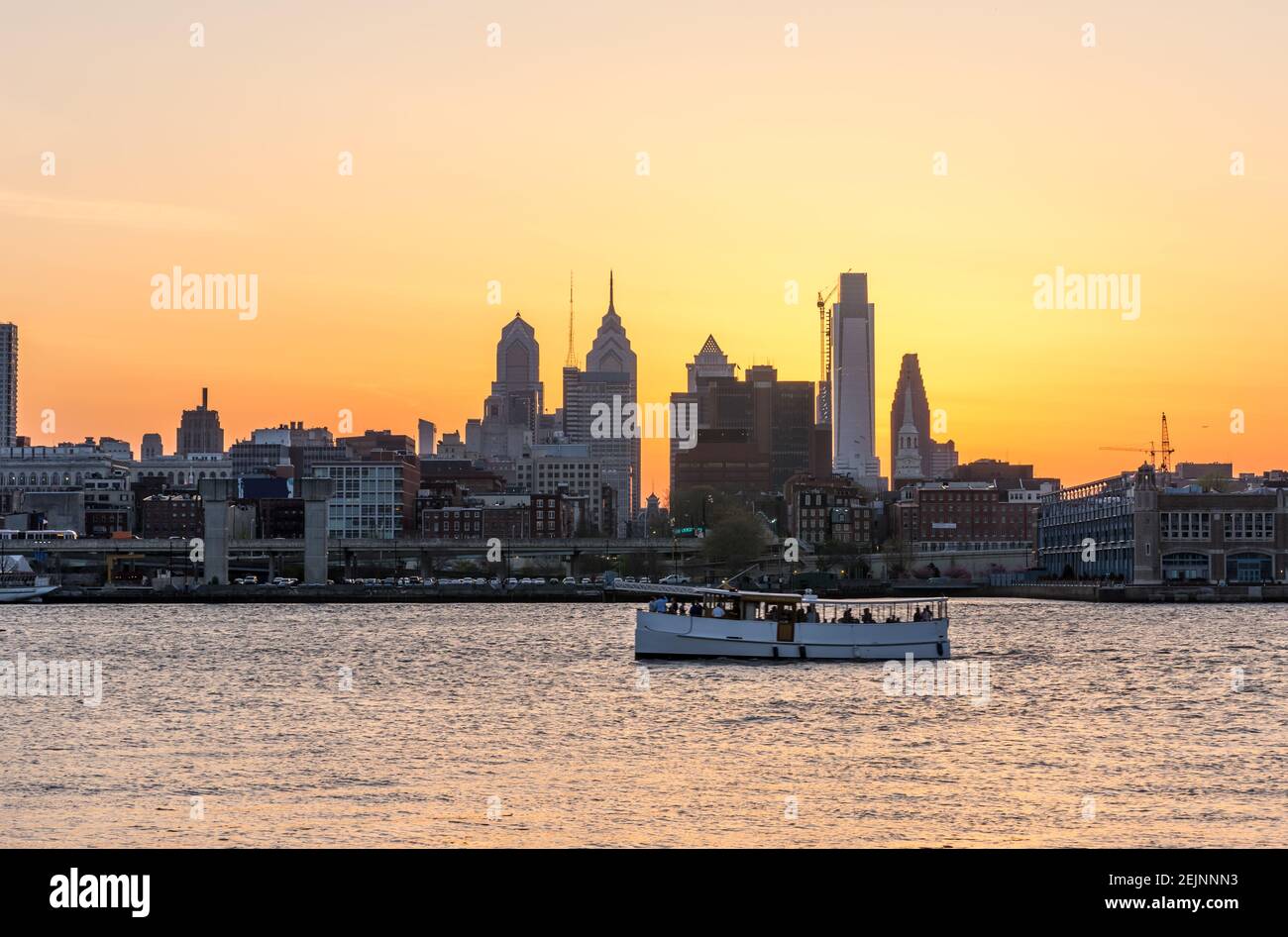 Beautiful shot of the Philadelphia skyline during sunset in ...