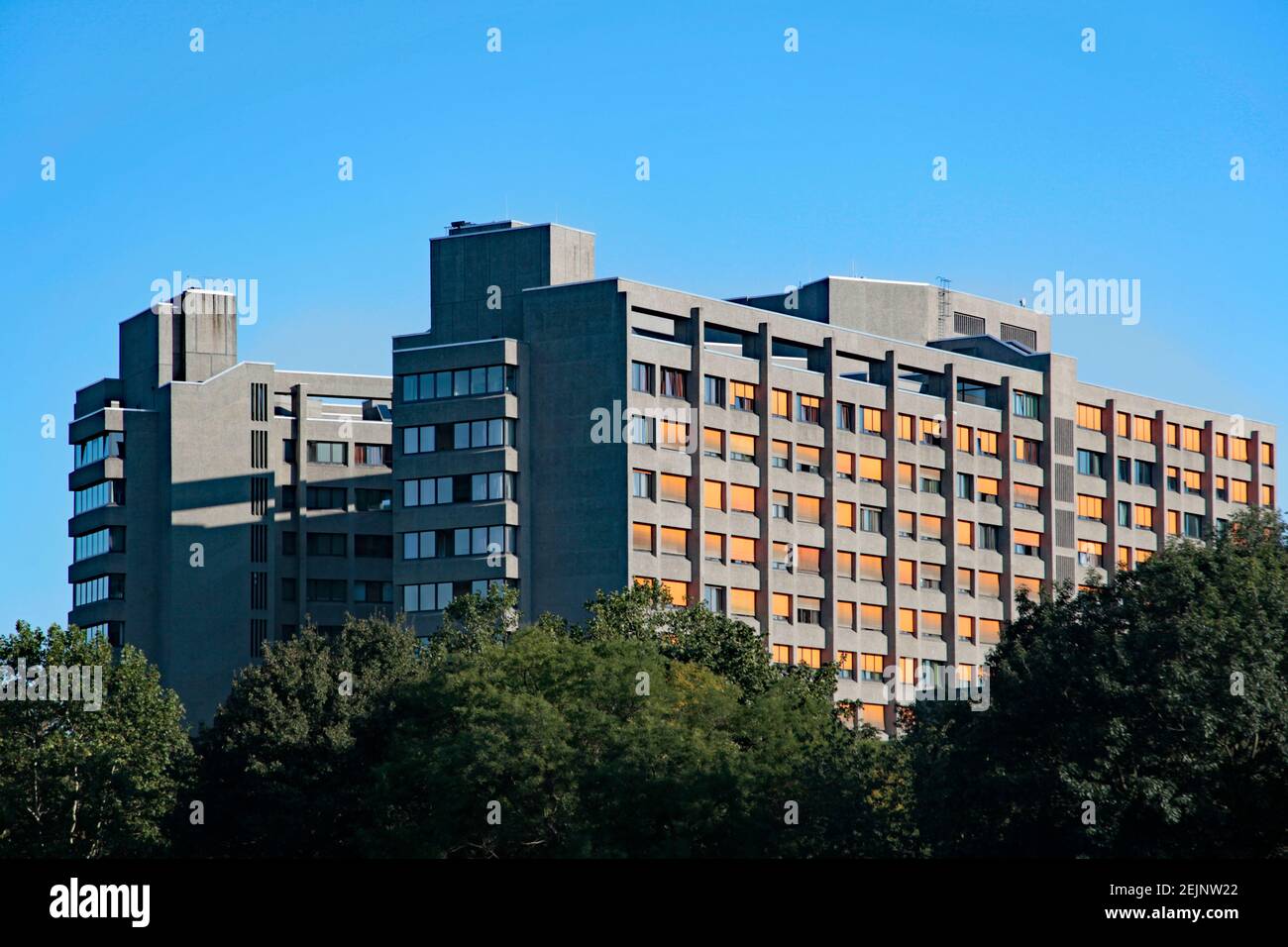 Urban krankenhaus hi-res stock photography and images - Alamy