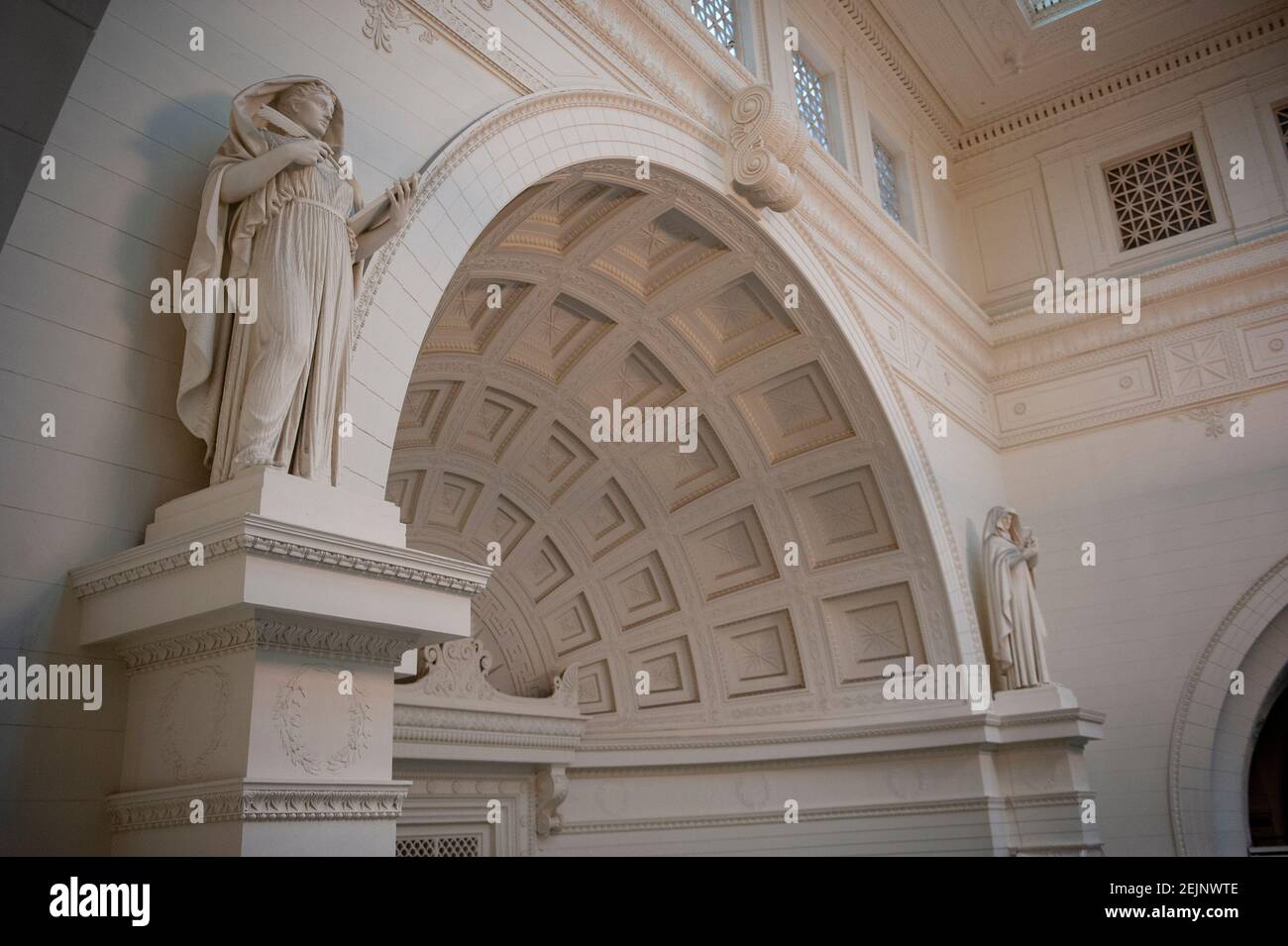 Detail of Stanley Field Hall, Chicago Field Museum of Natural History ...