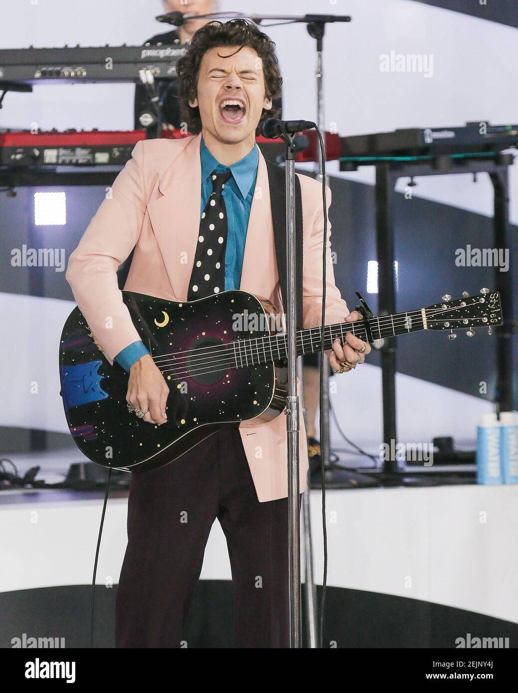 MANHATTAN, NEW YORK CITY, NEW YORK, USA - FEBRUARY 26: Harry Styles ...