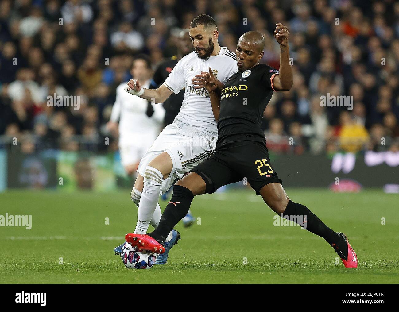 Real Madrid CF's Karim Benzema and Fernandinho Luiz Rosa of Manchester ...