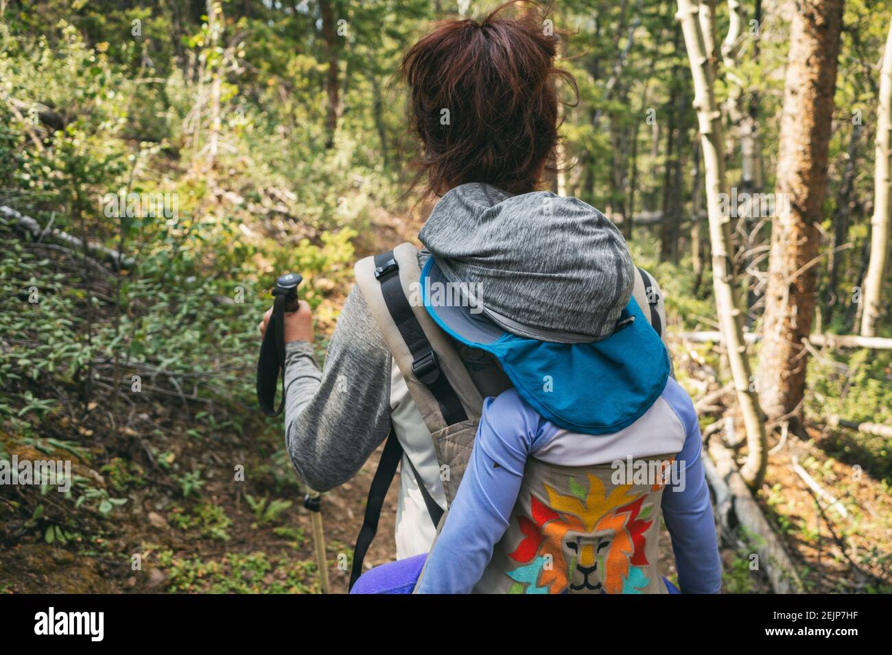Family rest hiking hi-res stock photography and images - Alamy