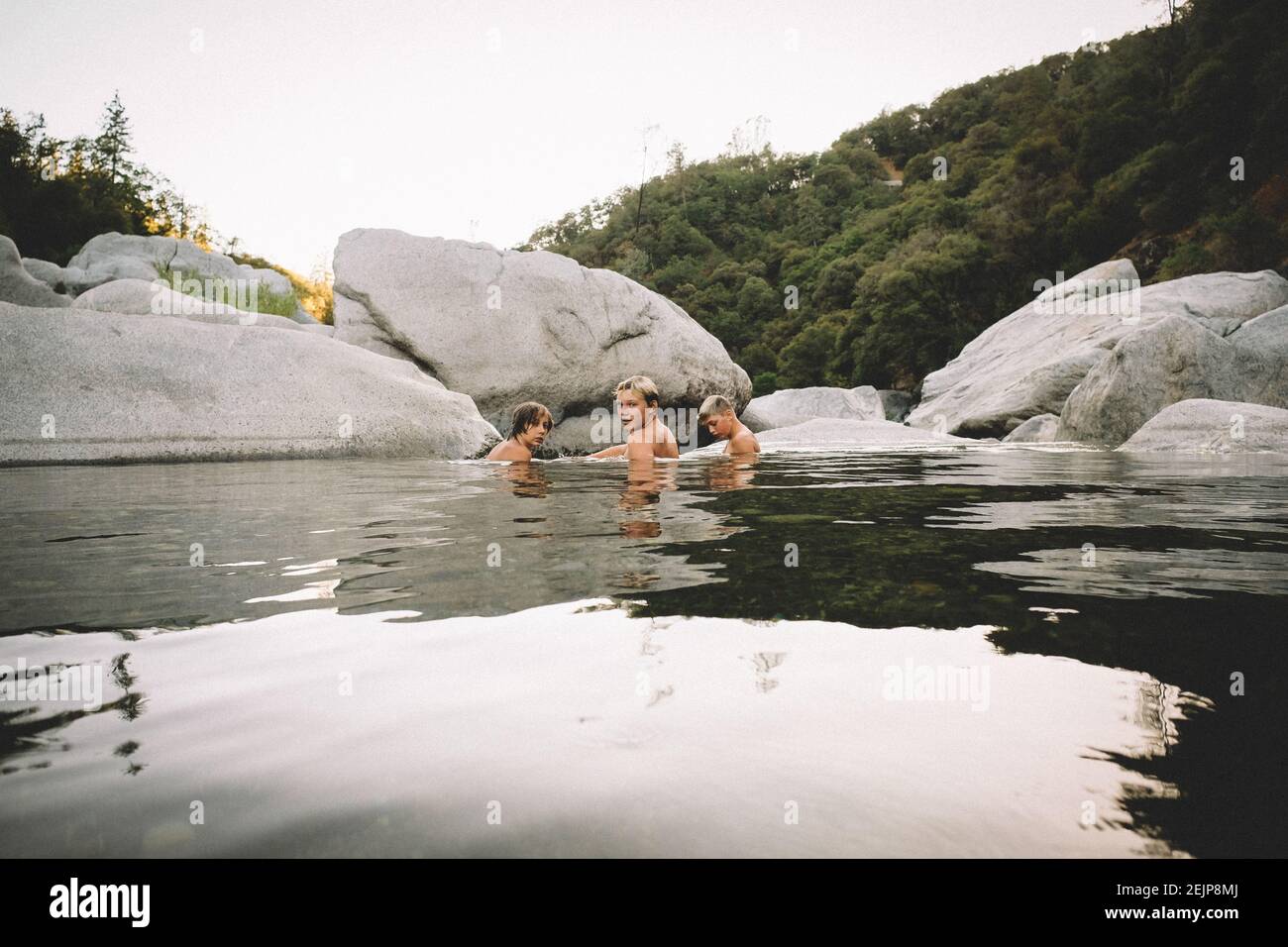 Lay by the pool hi-res stock photography and images - Alamy