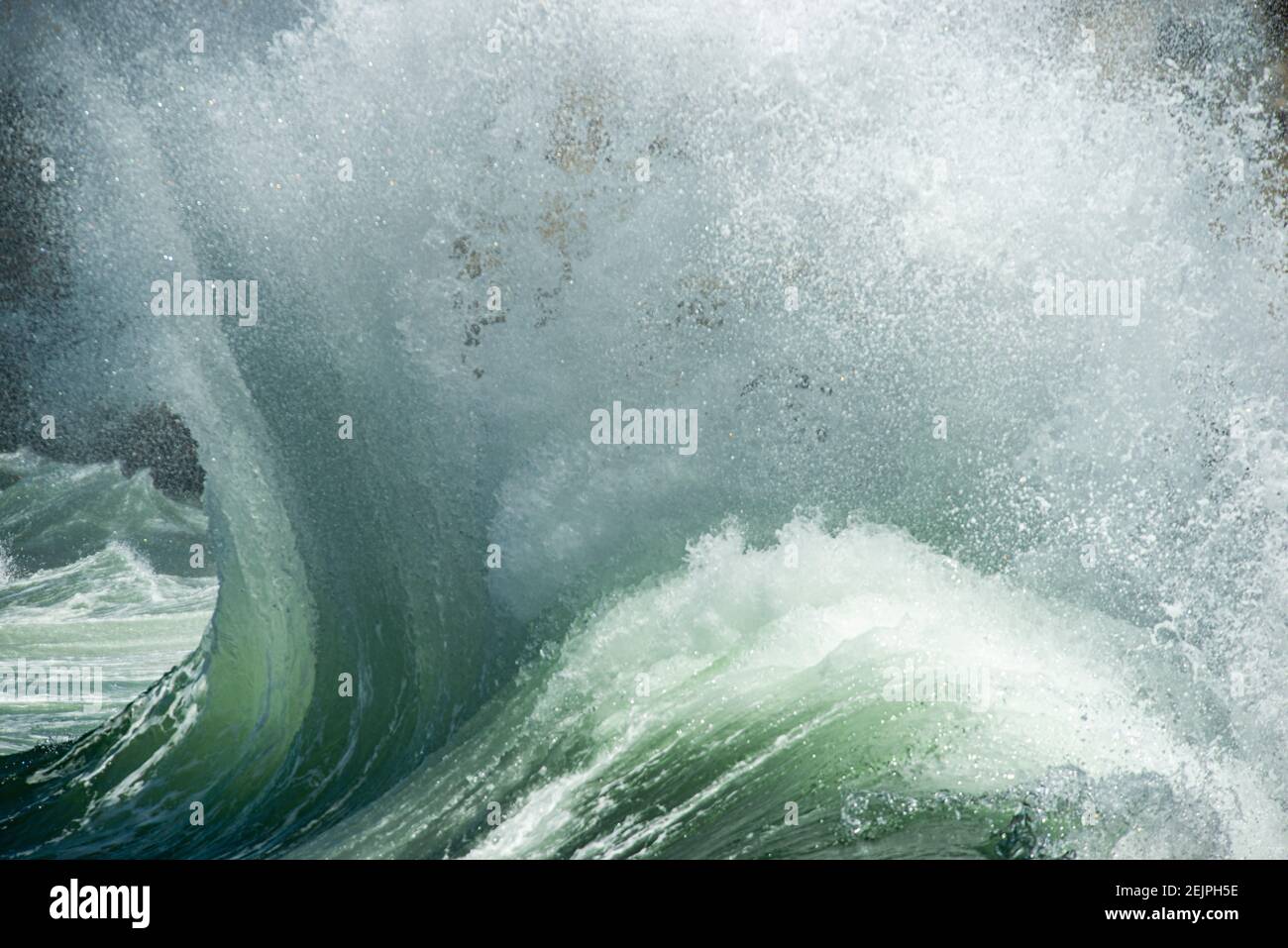 Tsunami wave crashing on city hi-res stock photography and images - Alamy