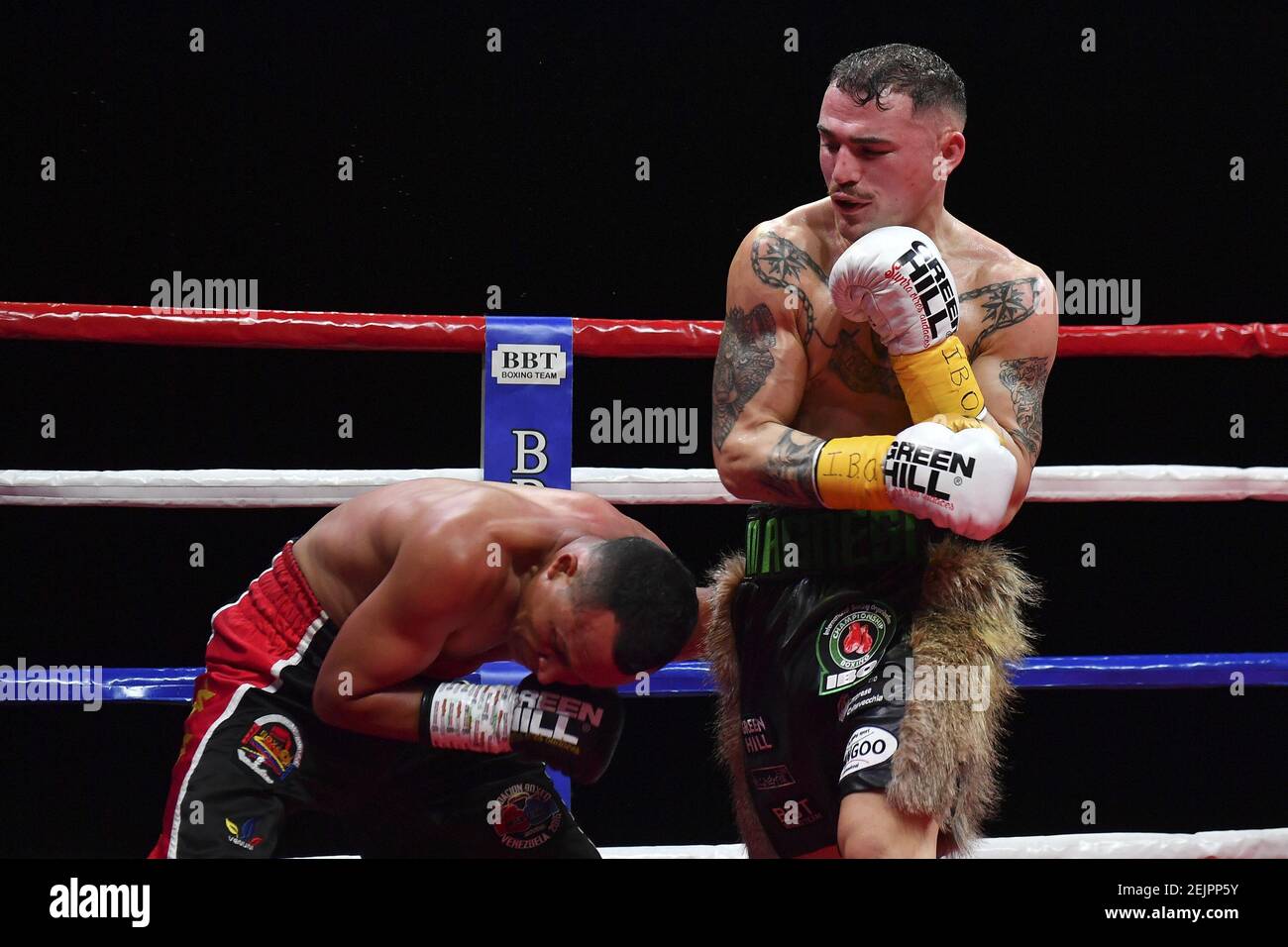 Michael Magnesi wins the match against Venezuelan Breilor Teran for ...