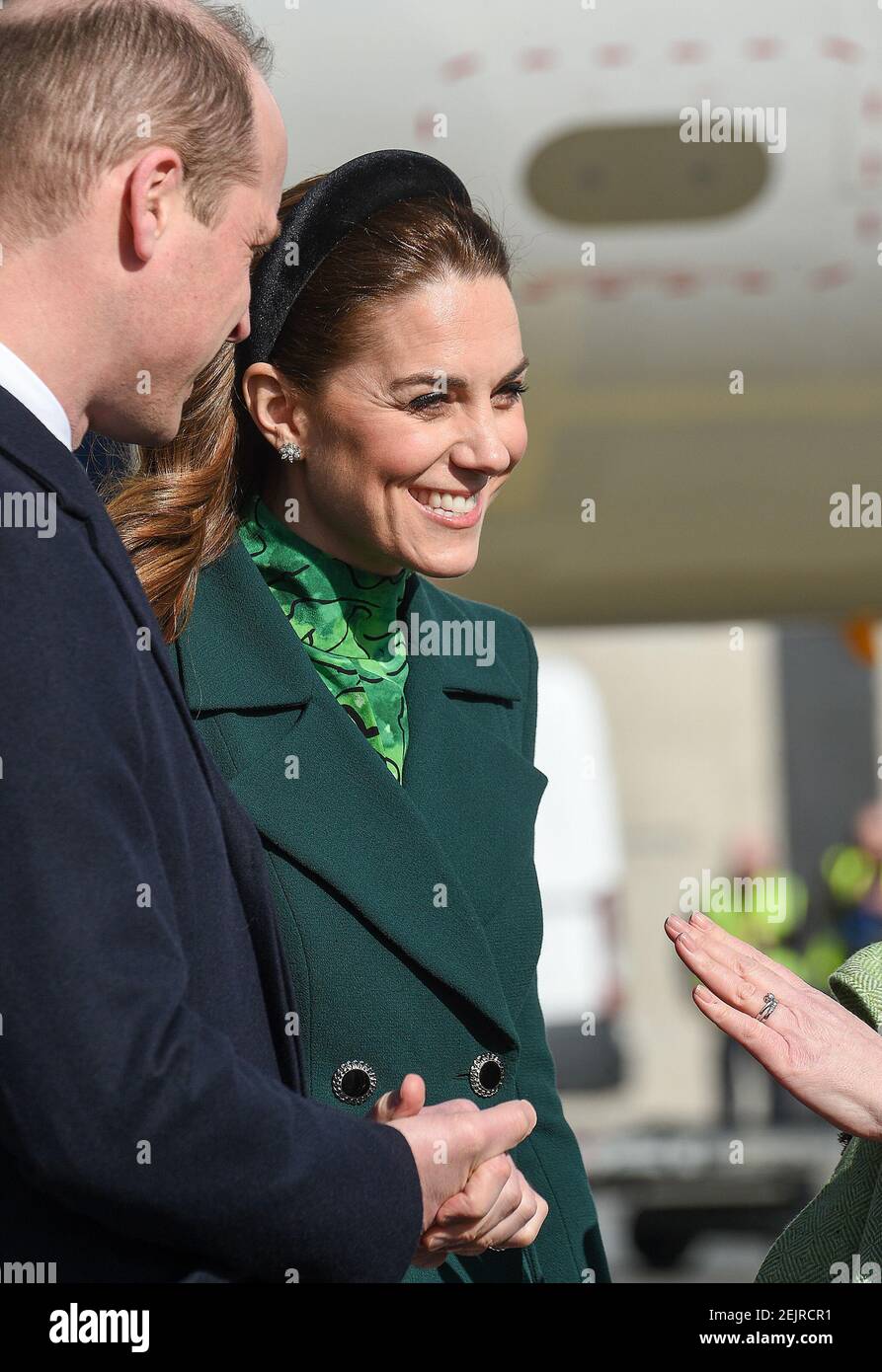 Prince William and Catherine, Duke and Duchess of Cambridge arrive at ...