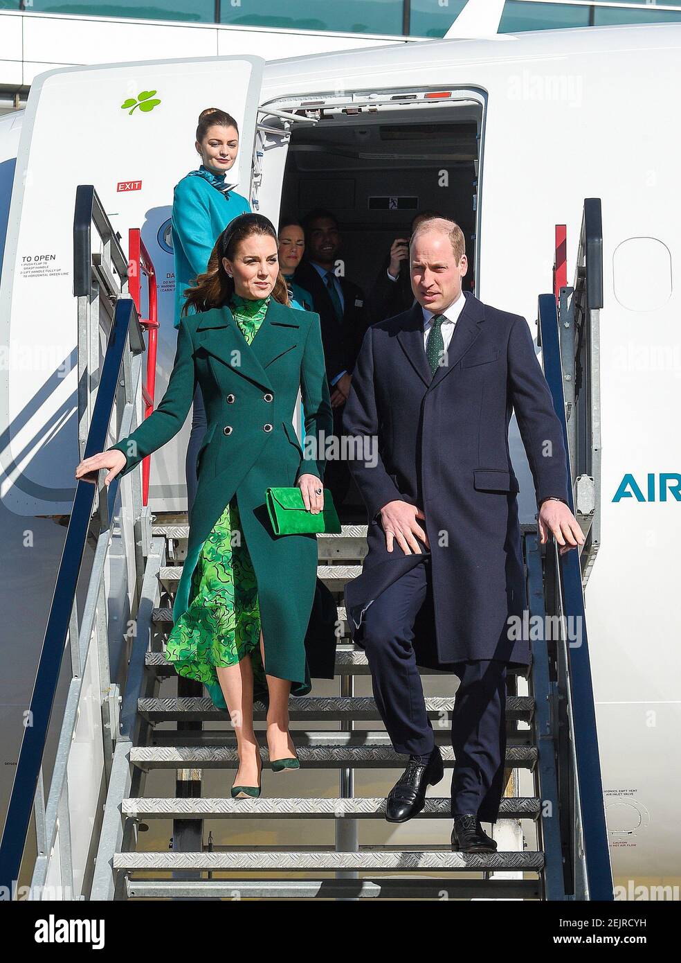 Prince William and Catherine, Duke and Duchess of Cambridge arrive at ...