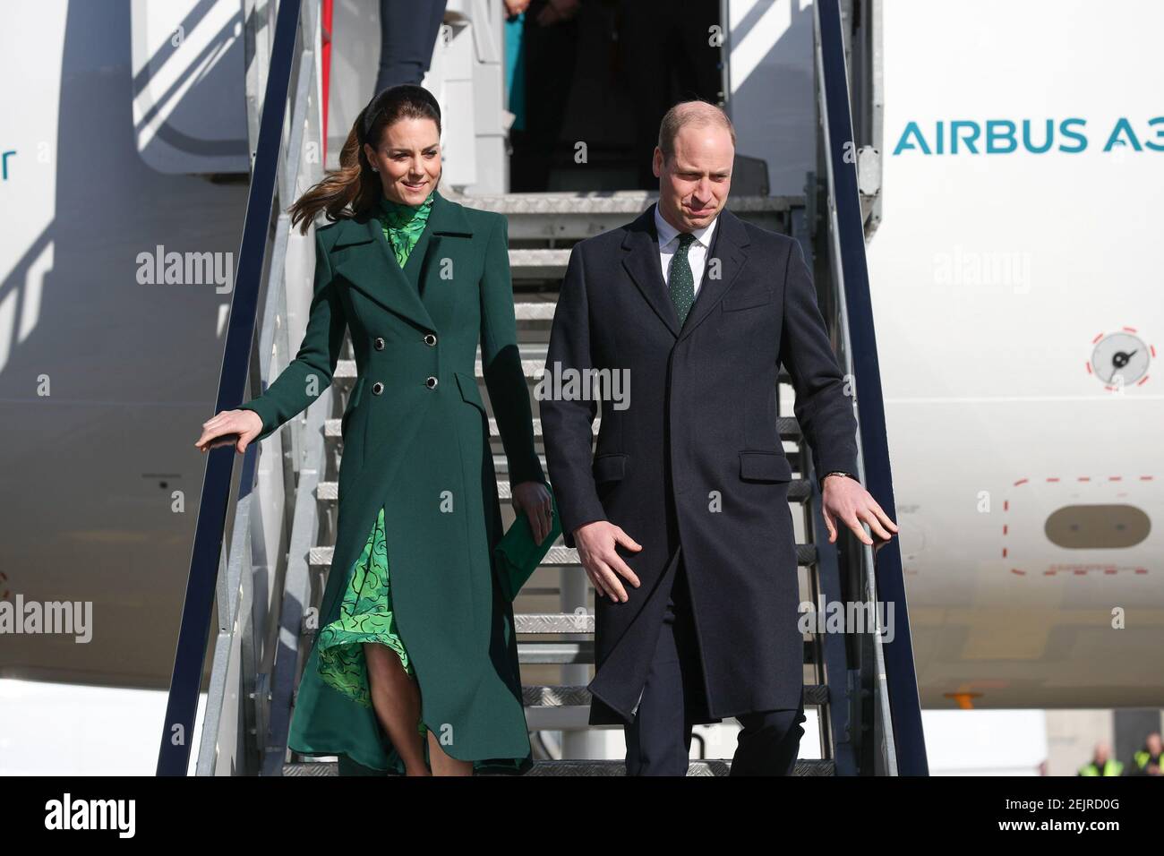 Prince William and Catherine, Duke and Duchess of Cambridge arrive at ...