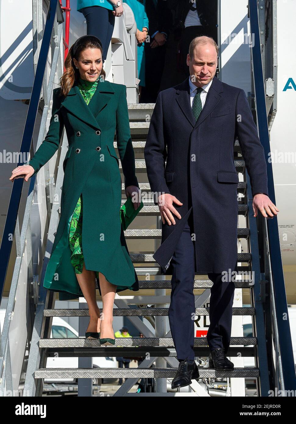Prince William and Catherine, Duke and Duchess of Cambridge arrive at ...