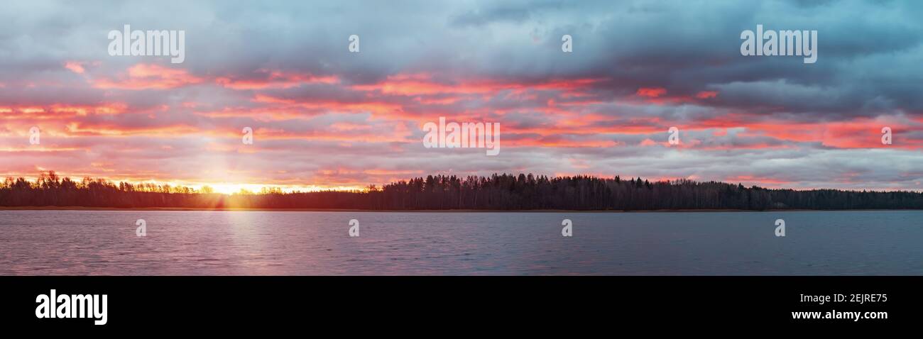 Panoramic water landscape hi-res stock photography and images - Alamy