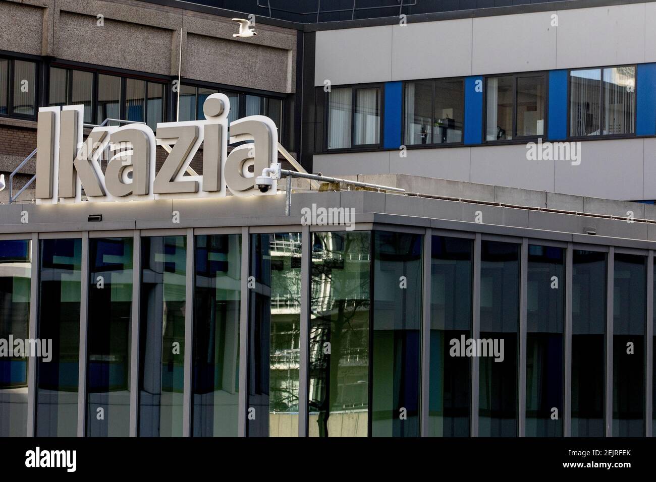 ROTTERDAM, Zuid, 04-03-2020, A patient from the Ikazia Hospital has the ...