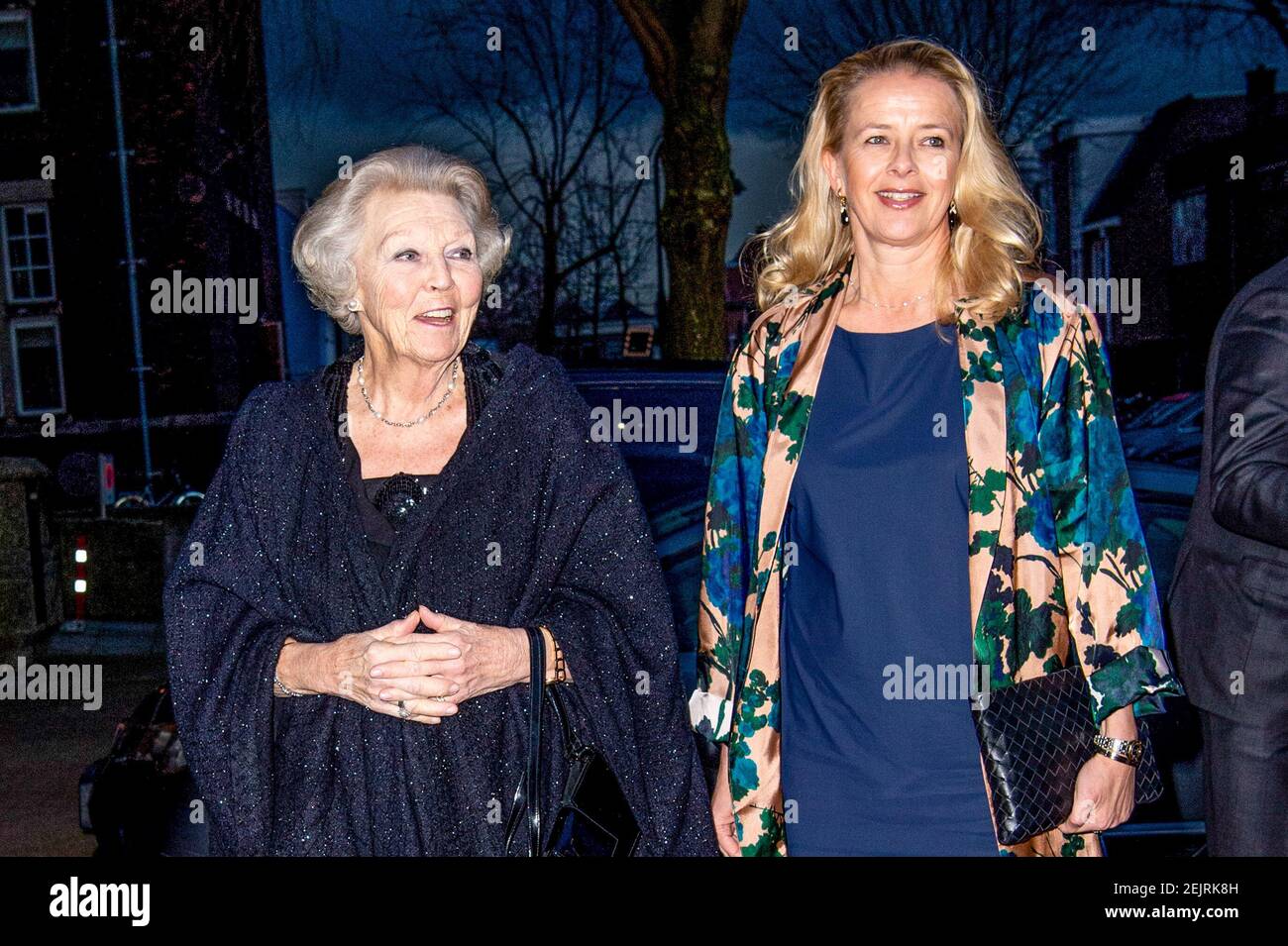 Princess Beatrix and Princess Mabel at the presentation of the sixth ...