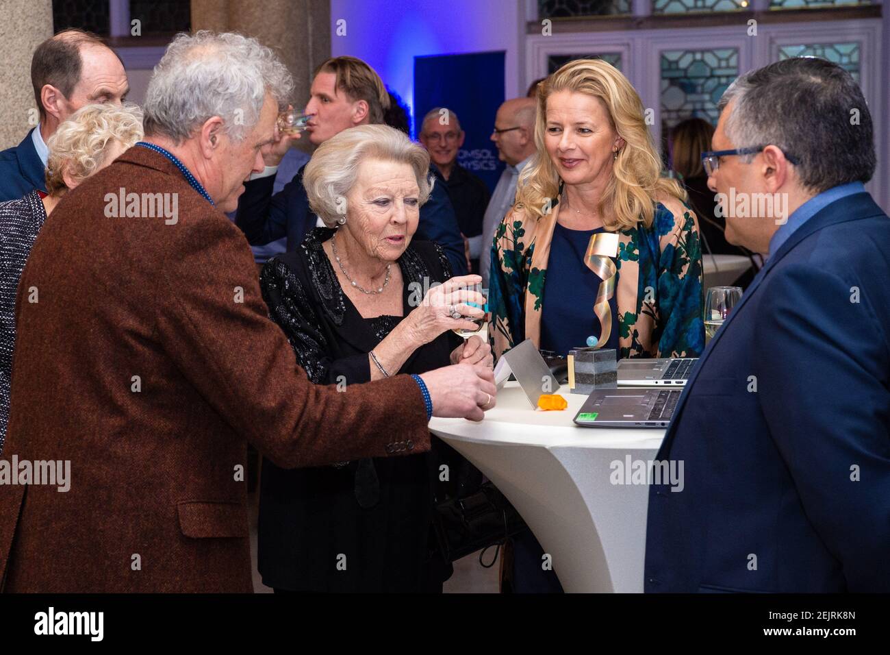 Princess Beatrix and Princess Mabel at the presentation of the sixth ...