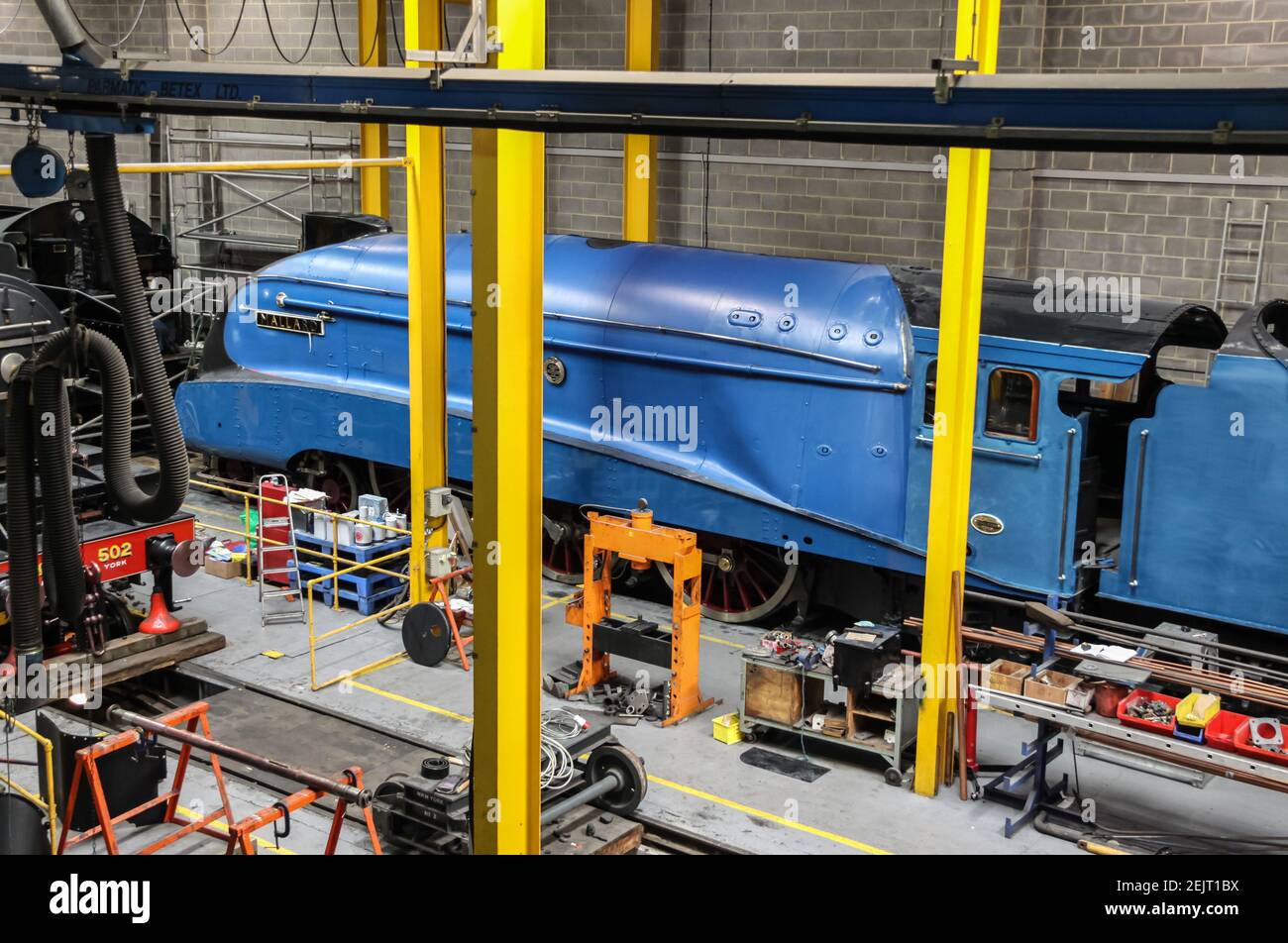 LNER Class A4 steam locomotive 4468 Mallard being repainted at the ...