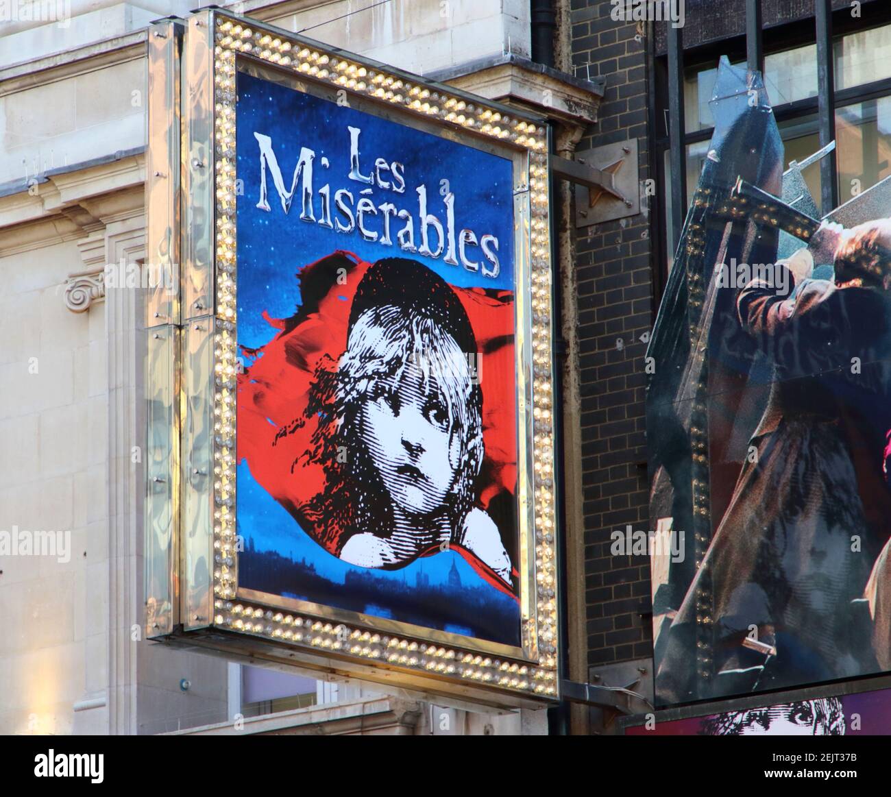 The Sondheim theatre in Shaftesbury Avenue current home to 'Les ...