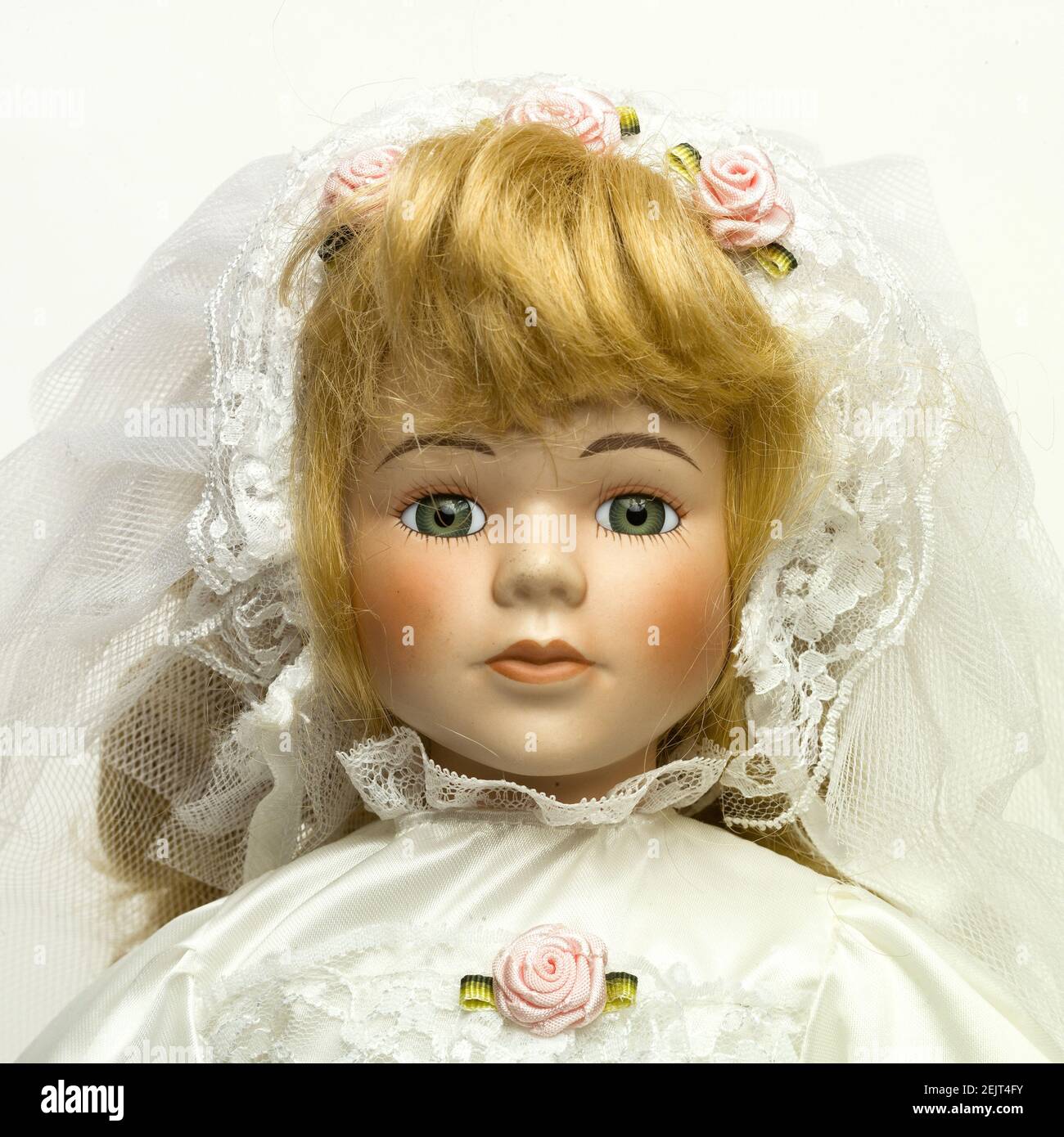 Shot face porcelain doll hi-res stock photography and images - Alamy