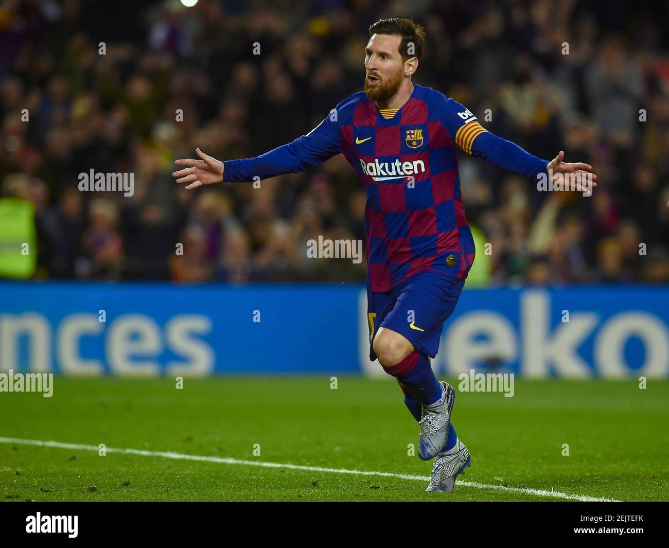 Lionel Messi of FC Barcelona celebrates after storing the 1-0 during ...